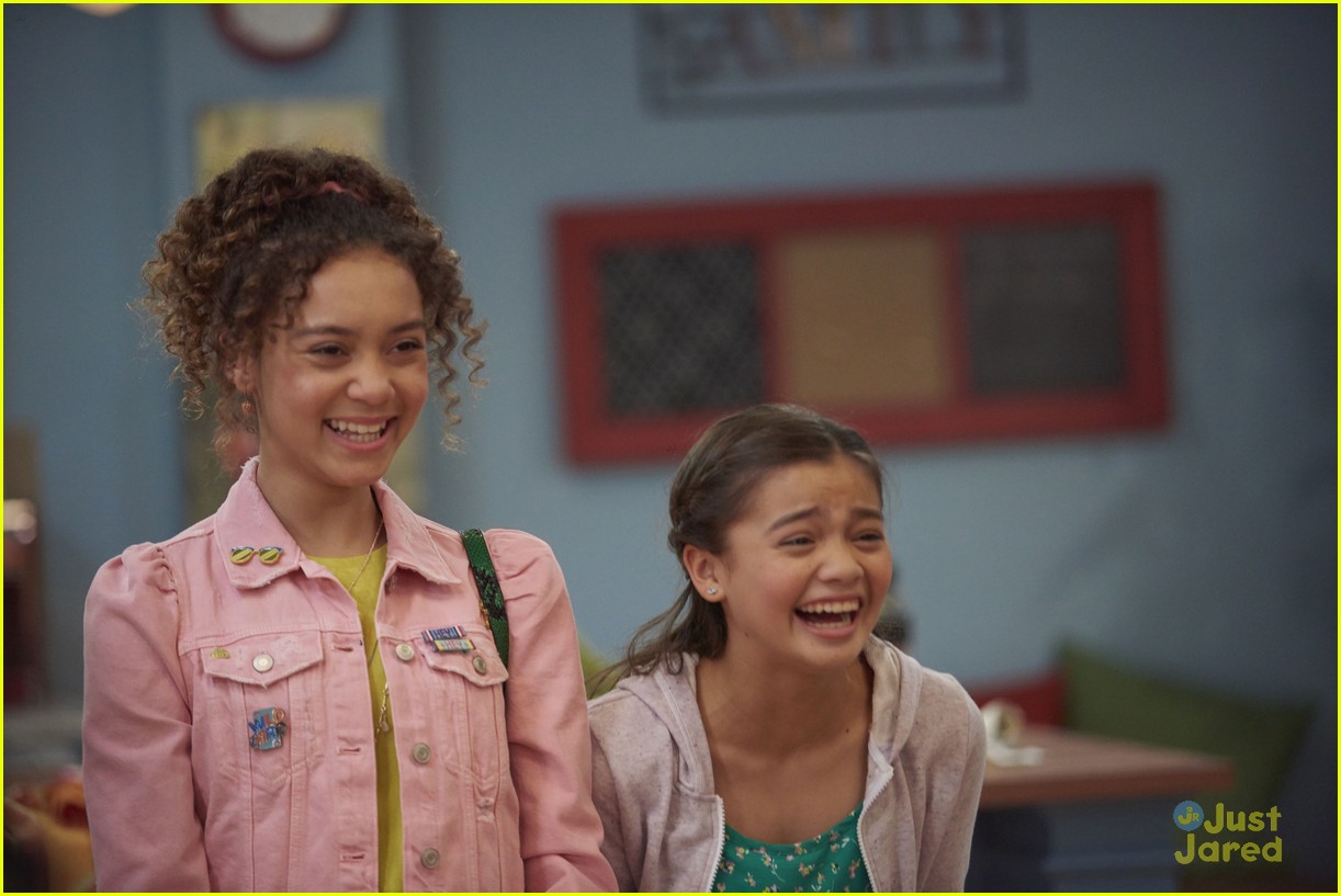 What Is Nickelodeon's New Show 'Star Falls' All About? Find Out Here ...