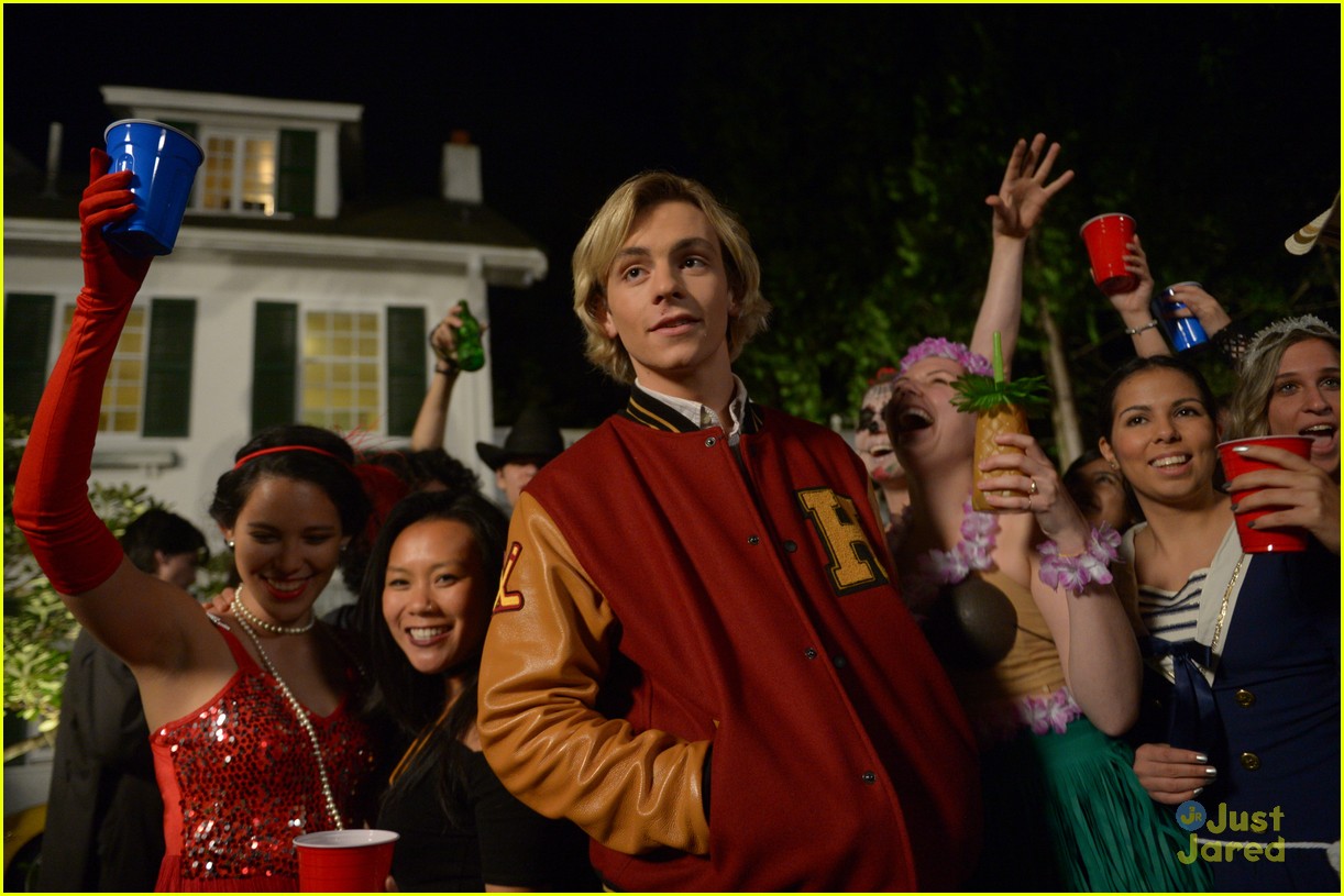 Here Are All The Theaters That Ross Lynch & Olivia Holt's New Movie ...