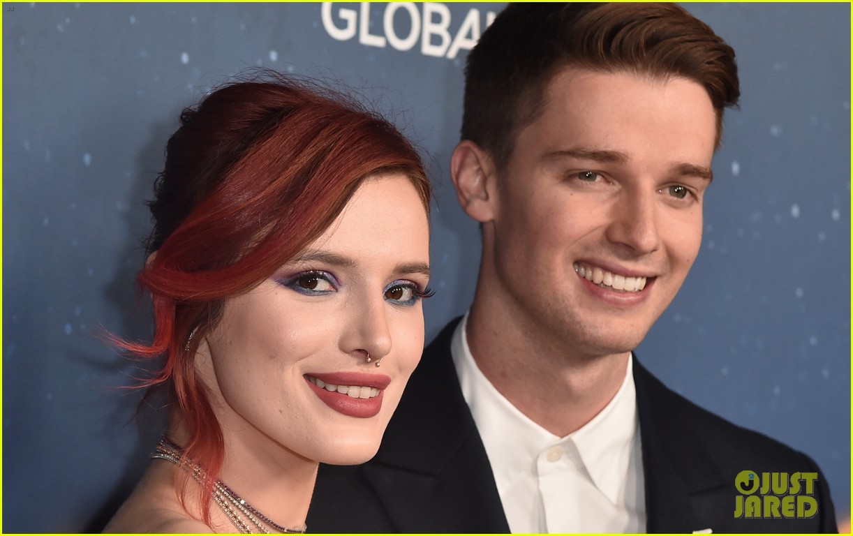 Full Sized Photo of bella thorne goes pretty in pink for midnight sun ...