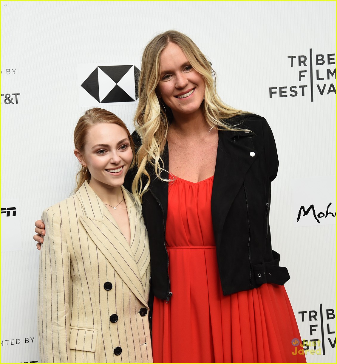 AnnaSophia Robb Has 'Soul Surfer' Reunion at Tribeca Film Festival with ...