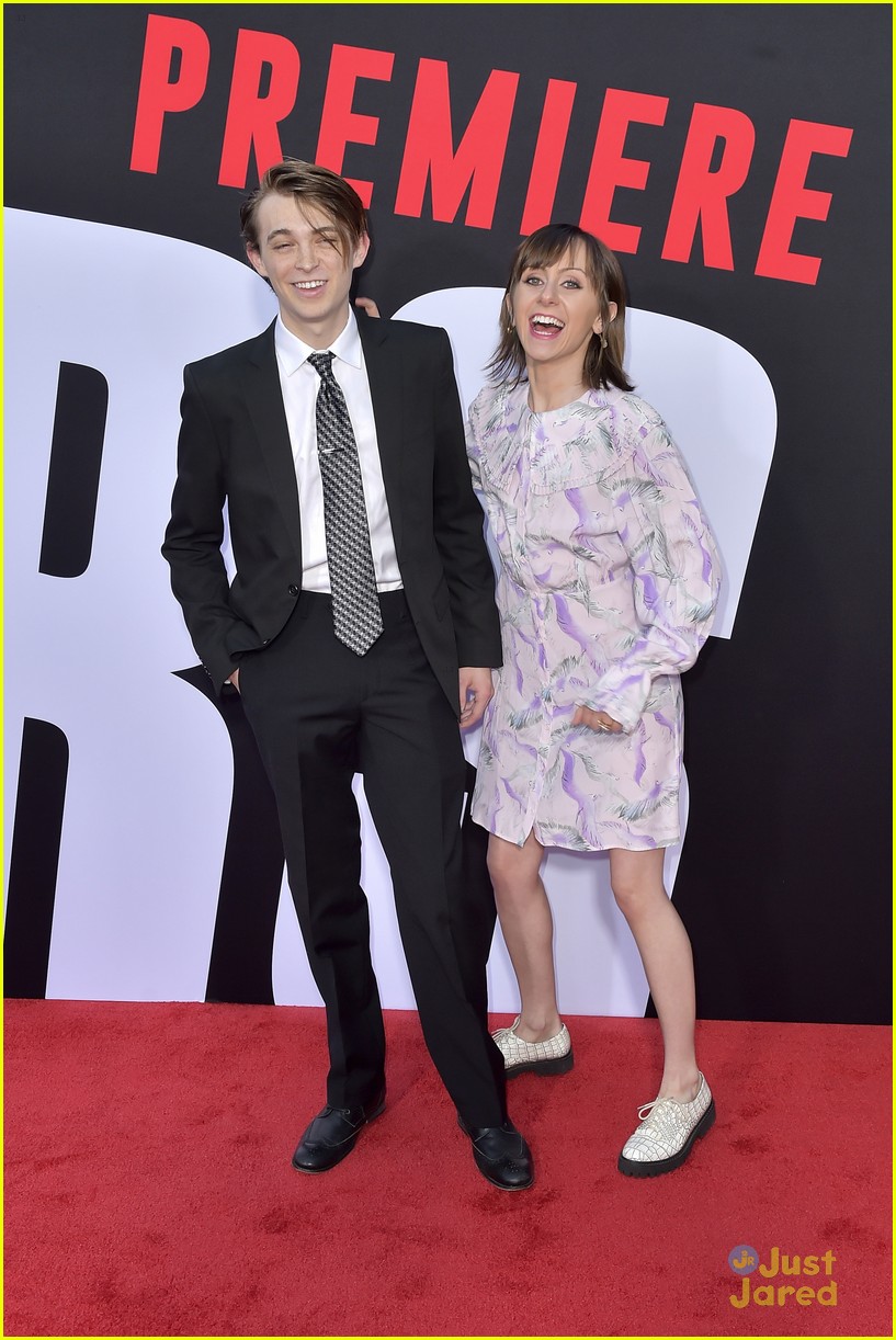 Dylan Riley Snyder & Allisyn Ashley Arm Couple Up For 'Blockers' Premiere Date Night | Photo ...