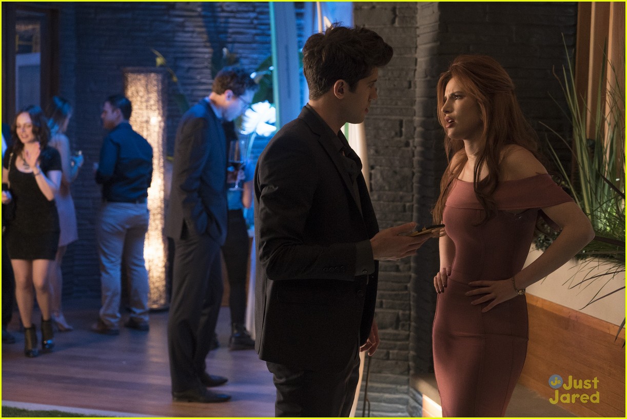 Rainer Leans on Harper While Throwing a Charity Event on Tonight's ...