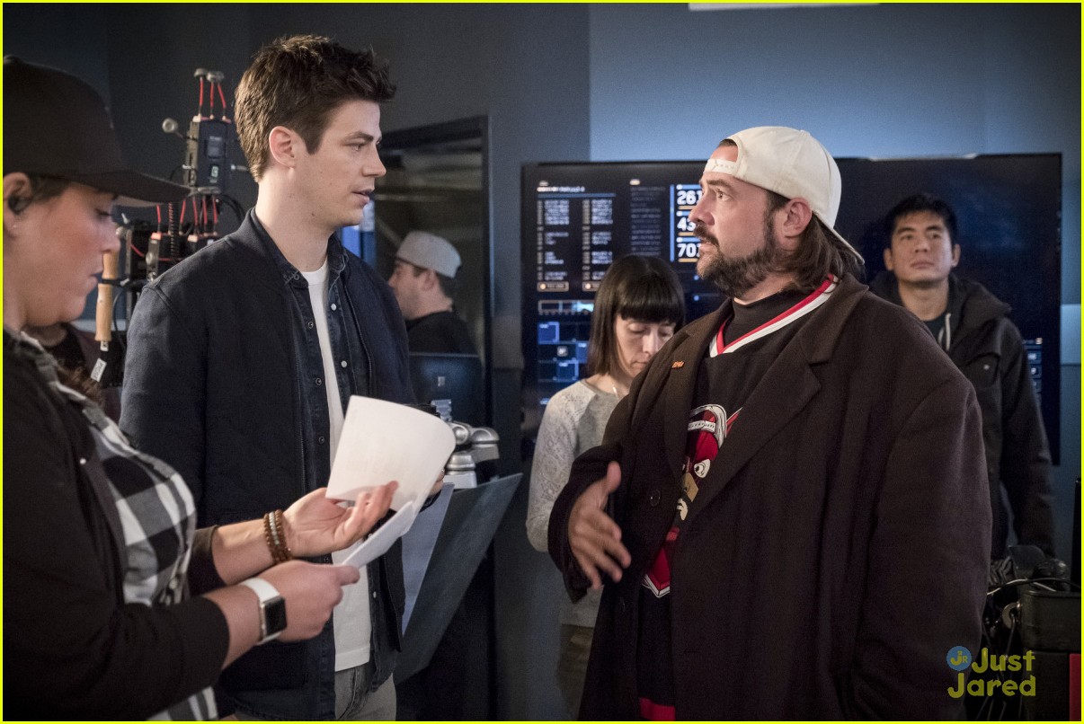 Full Sized Photo of cisco caitlin breacher work together flash tonight ...