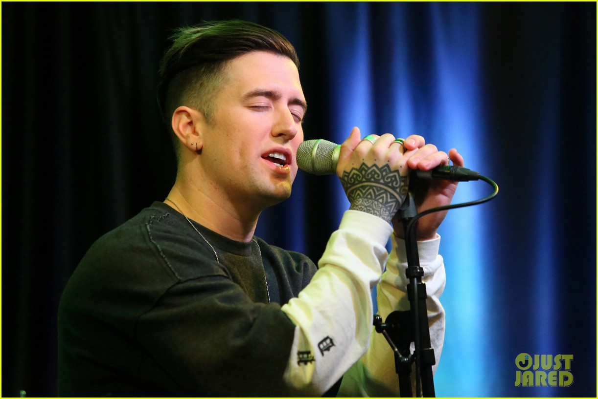 Logan Henderson Promotes New Music & Spring Tour | Photo 1154793 ...