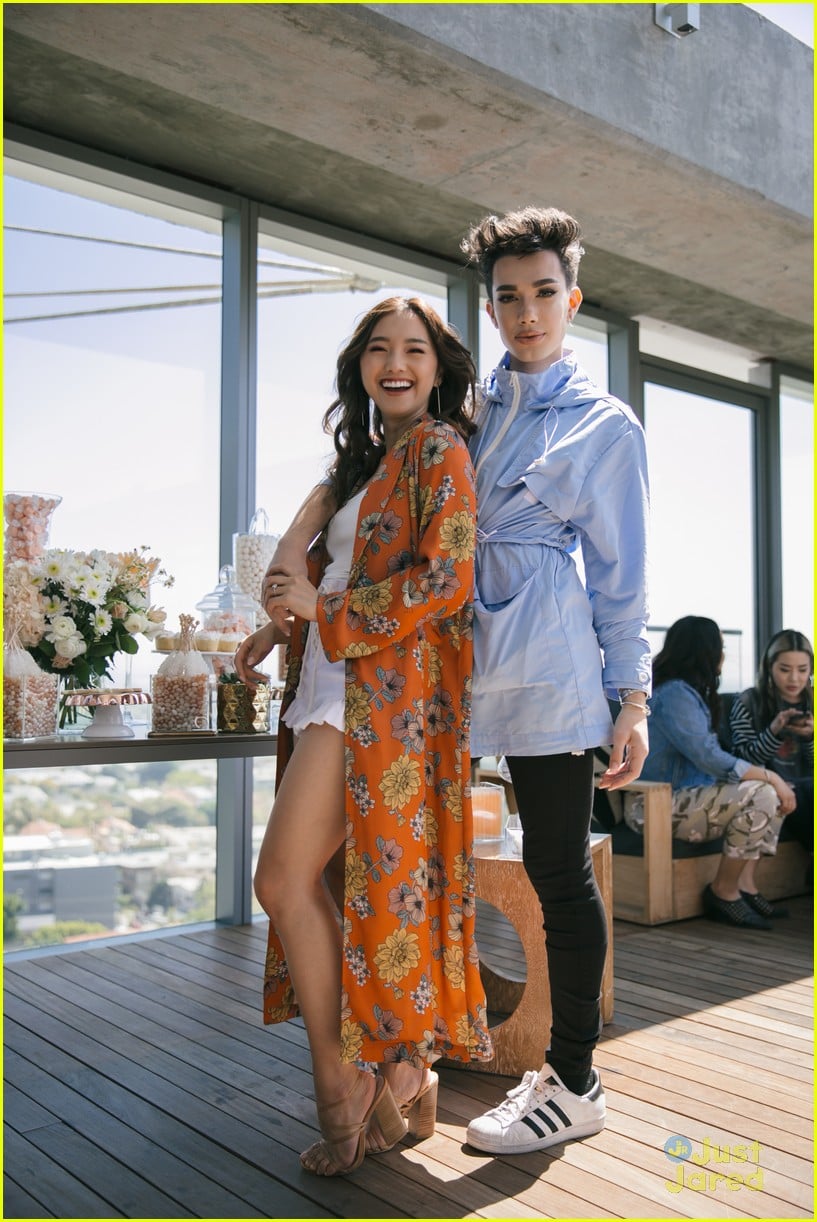 Veronica & Vanessa Merrell Step Out For Jenn Im's Pre-Easter Eggie ...