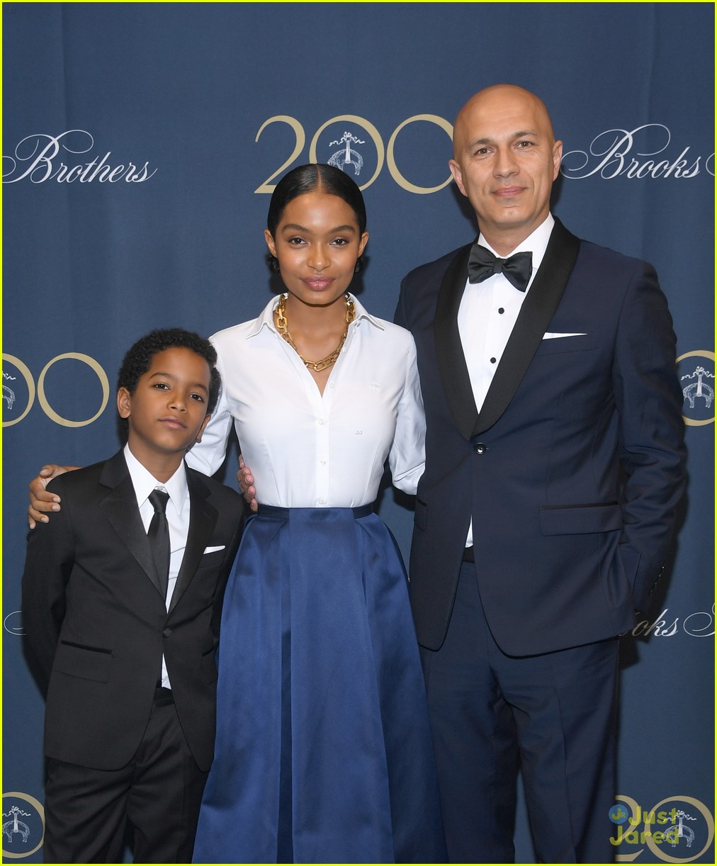 Yara Shahidi & Casey Cott Dress To The Nines For Brooks Brothers ...