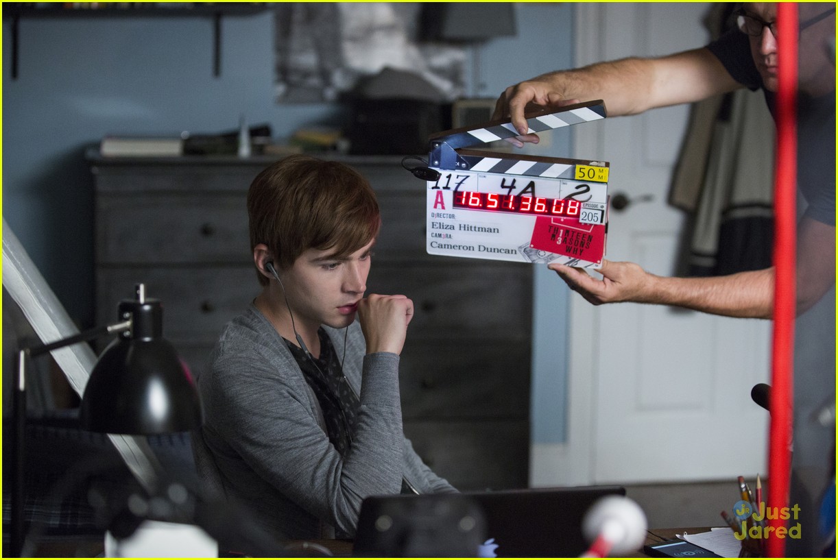 Full Sized Photo of alex miles heizer recovery 13rw 03 | Miles Heizer ...