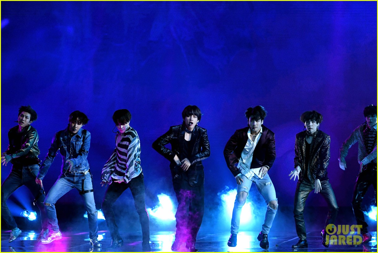 BTS' Billboard Music Awards 2018 Performance Video - Watch Now! | Photo ...