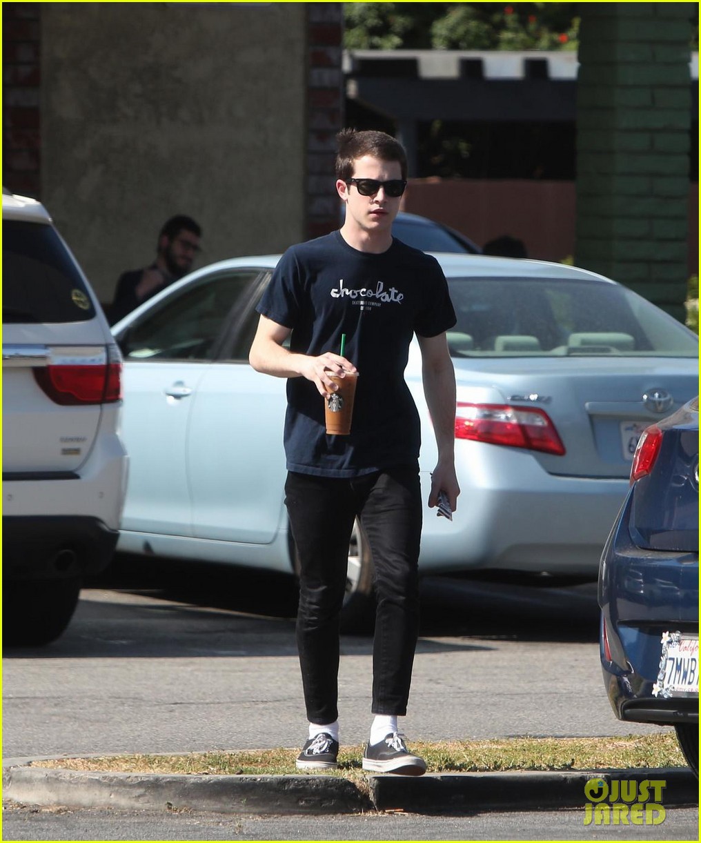 Dylan Minnette Meets Up With Band Wallows After Television Debut ...