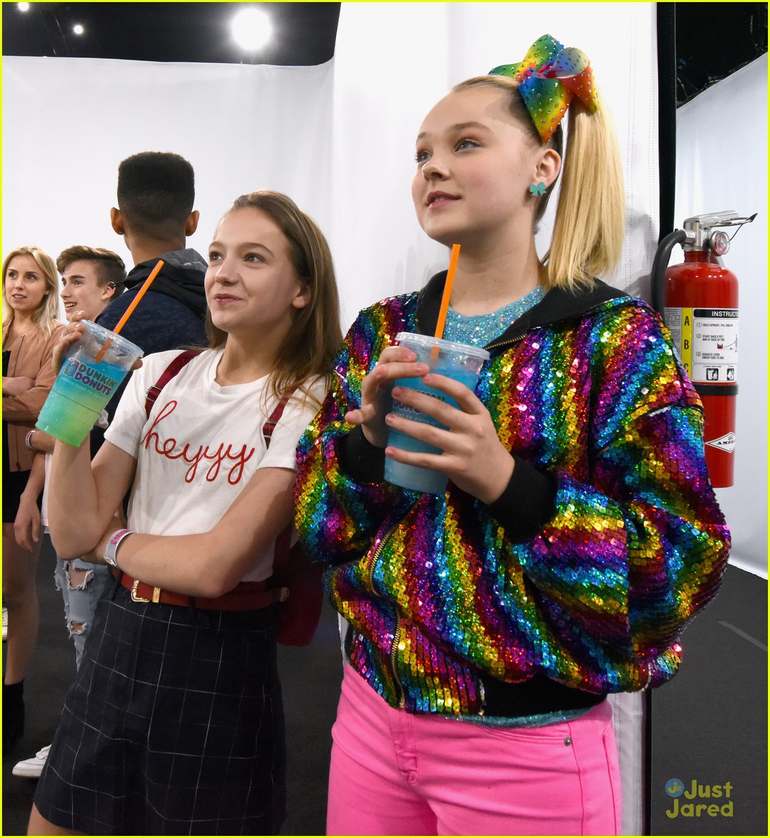 JoJo Siwa Reveals Why You'll Never See Her With Her Hair Down | Photo ...