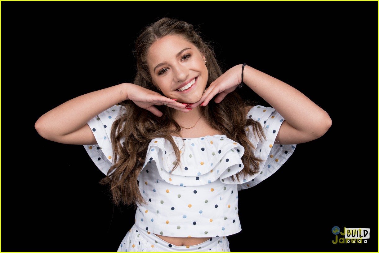 Mackenzie Ziegler Reveals Her Favorite DIY Of All Time | Photo 1158565 ...