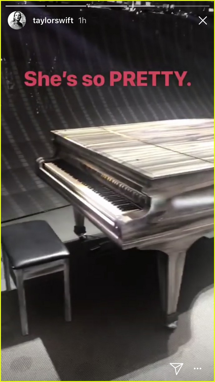 Taylor Swift Teases Two Songs From Her 'Reputation' Tour Set List ...