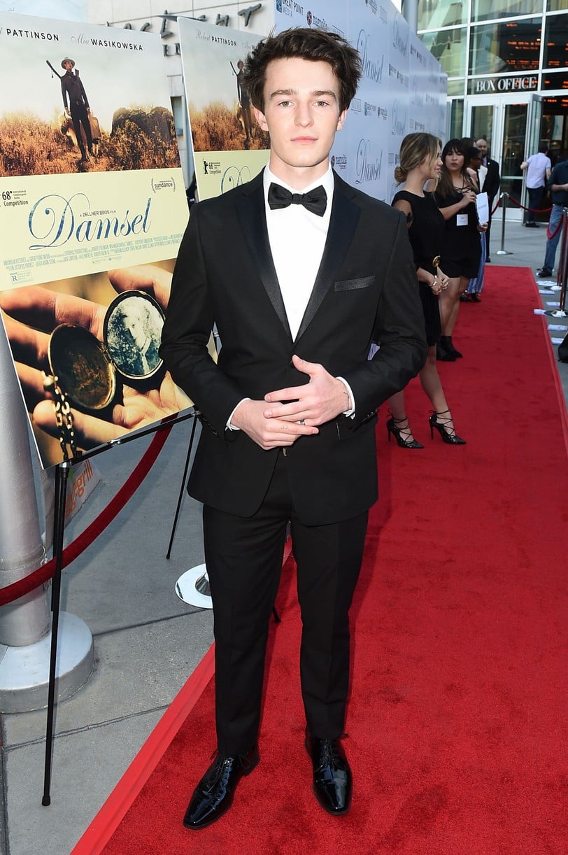 Brec Bassinger And Dylan Summerall Make It A Date Night At Damsel