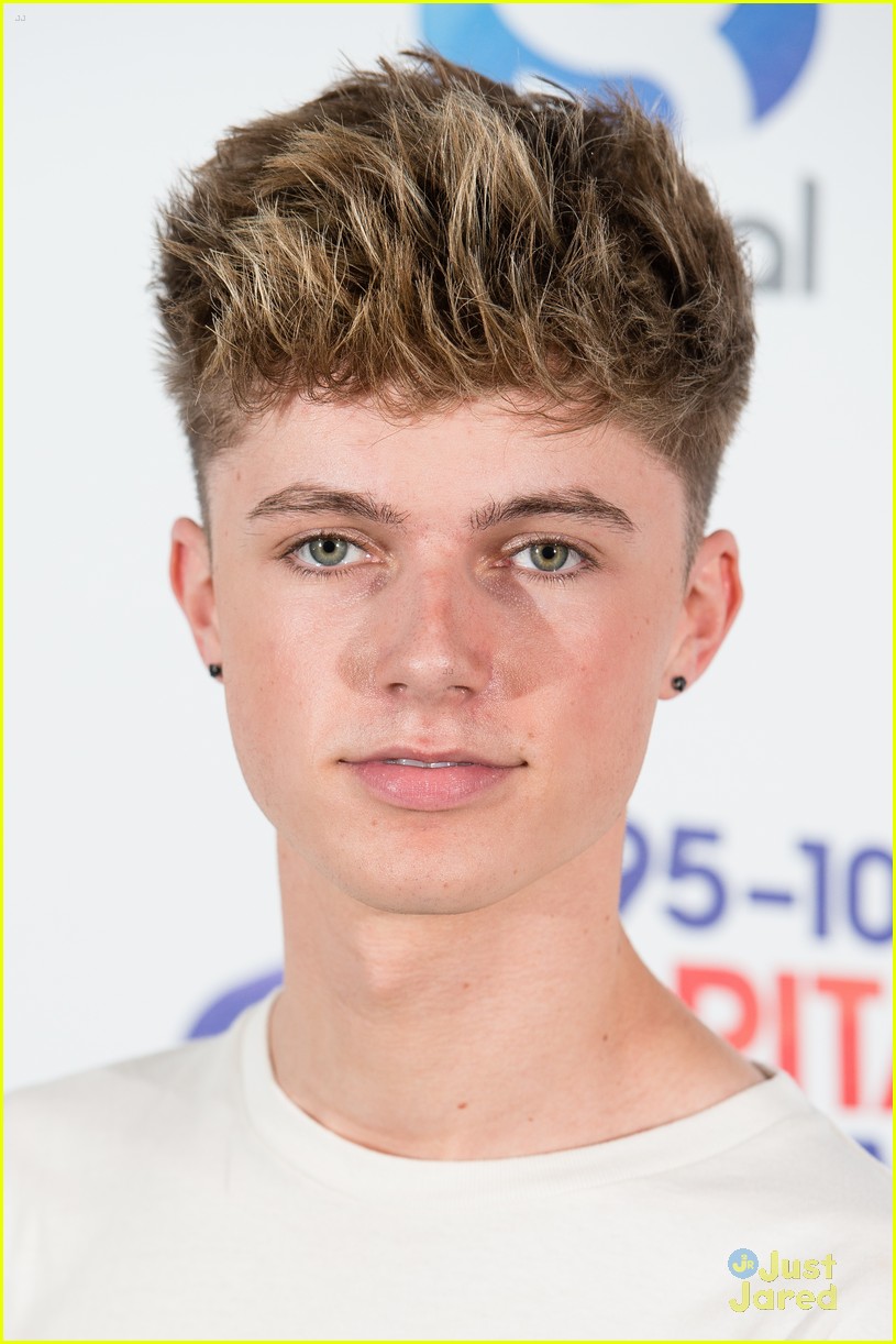 HRVY Dishes How His Latest Hit 'Hasta Luego' Came To Be | Photo 1165742 ...