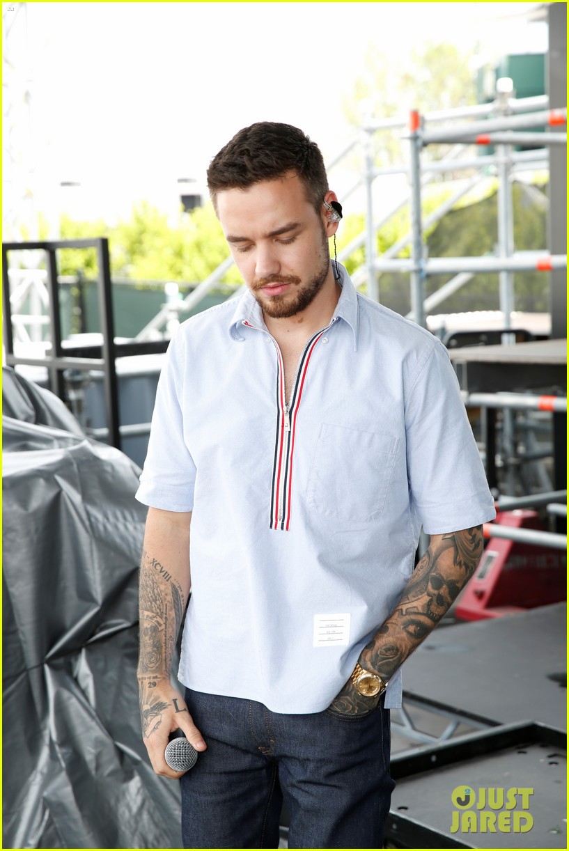 Liam Payne Gets Slimed So Good at Nickelodeon SlimeFest | Photo 1165557 ...