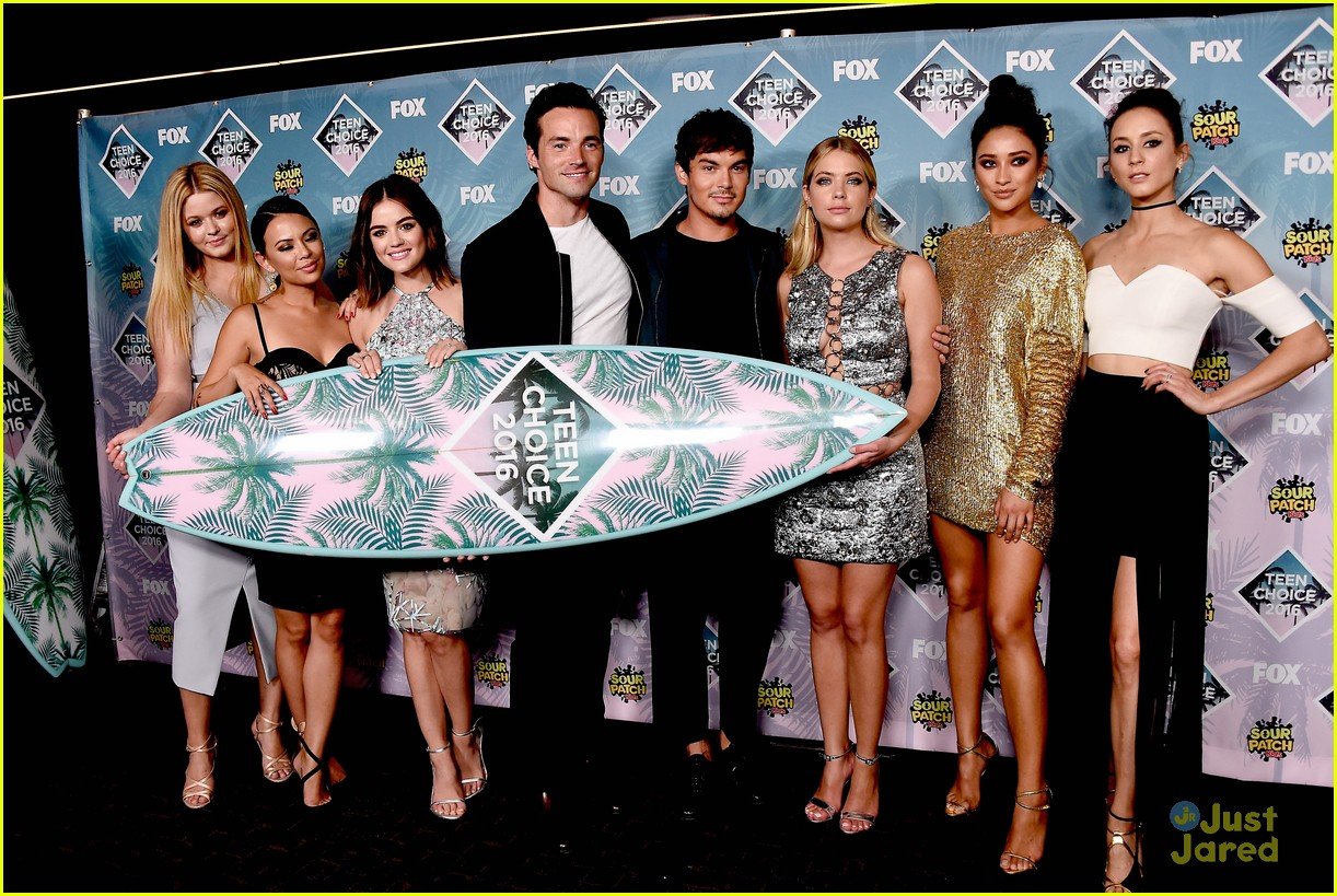 Shay Mitchell Looks Back on 'PLL' A Year After It's End: 'They'll Be ...