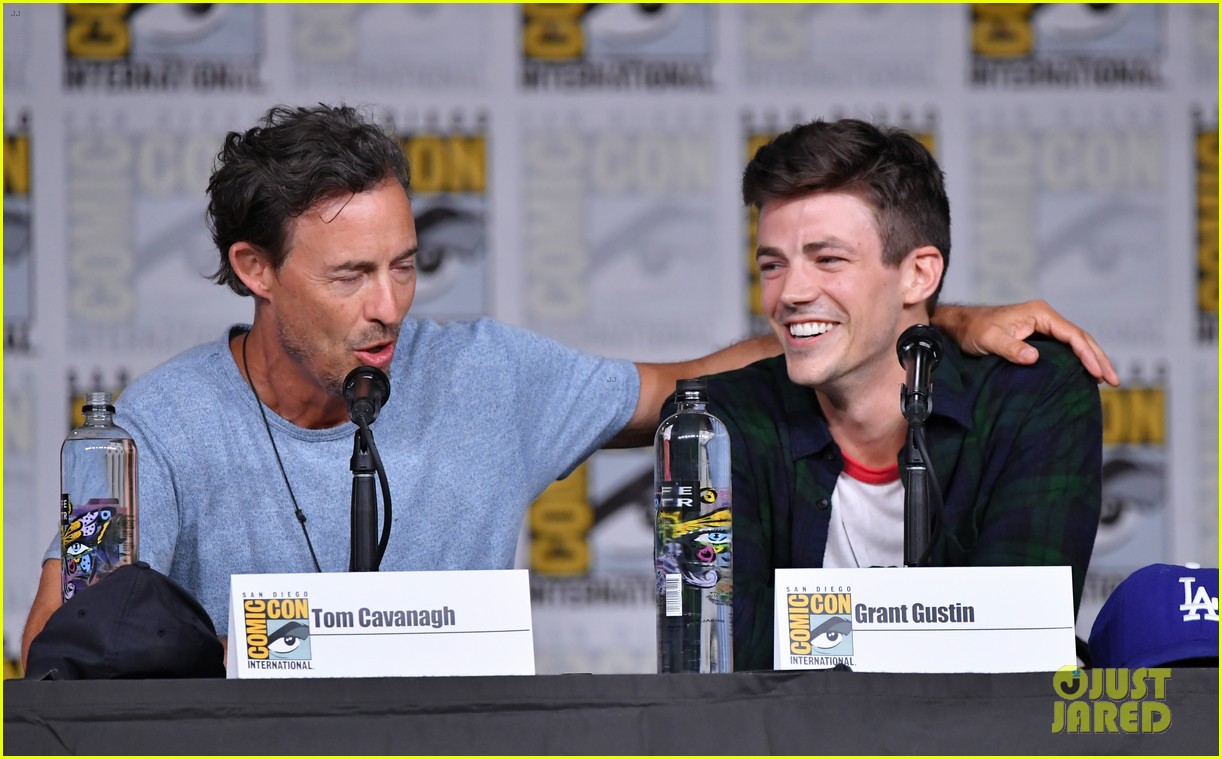 'The Flash' Announces New Cast Member & Drops Season 5 Trailer at San ...