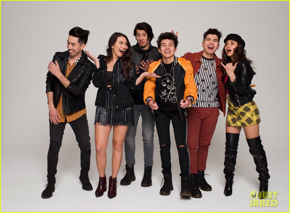Full Sized Photo of jagmac 10 fun facts exclusive 01 | Get To Know ...