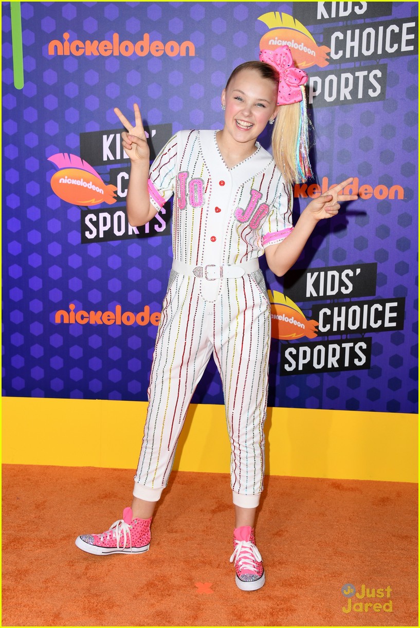 JoJo Siwa, Rico & Raini Rodriguez Step Out For Kids' Choice Sports ...