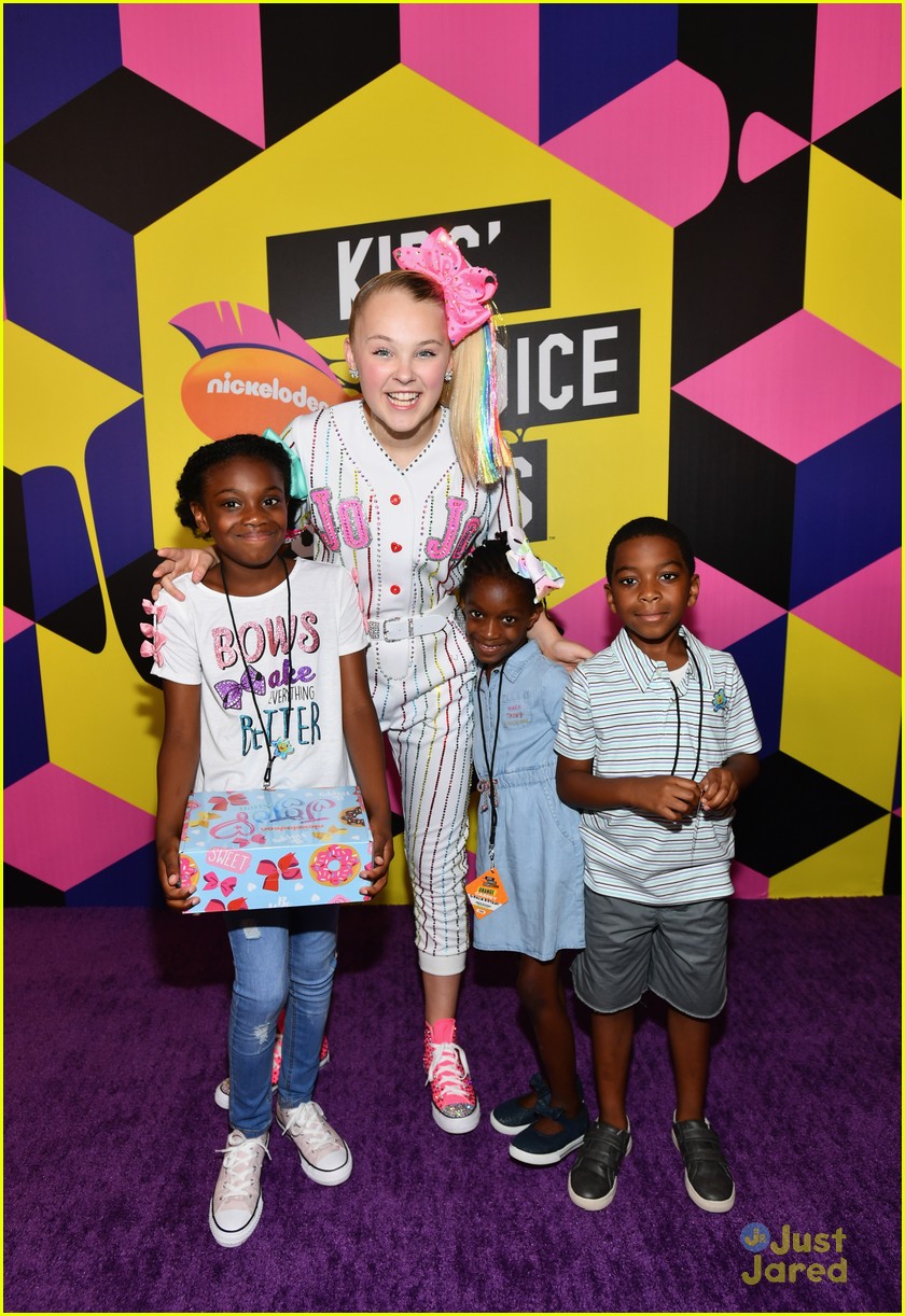 JoJo Siwa, Rico & Raini Rodriguez Step Out For Kids' Choice Sports ...