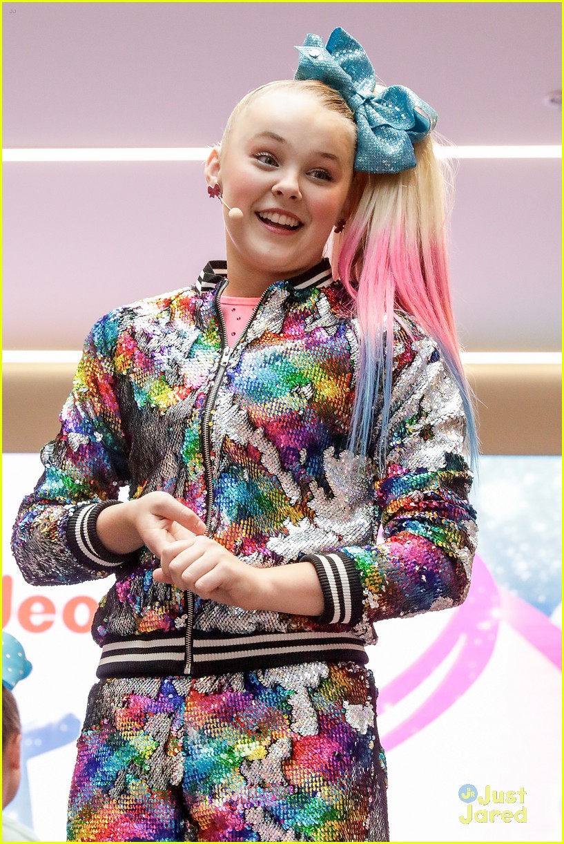 JoJo Siwa's Melbourne Concert Had Over 15,000 Fans Show Up! | Photo ...