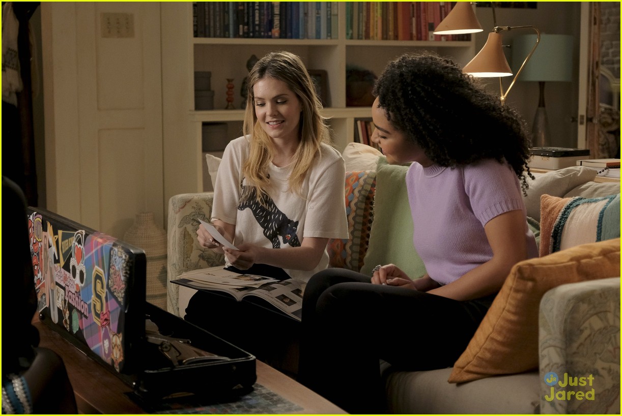 'The Bold Type' Tackles The Gun Issue On Tonight's Episode - Sneak Peek ...