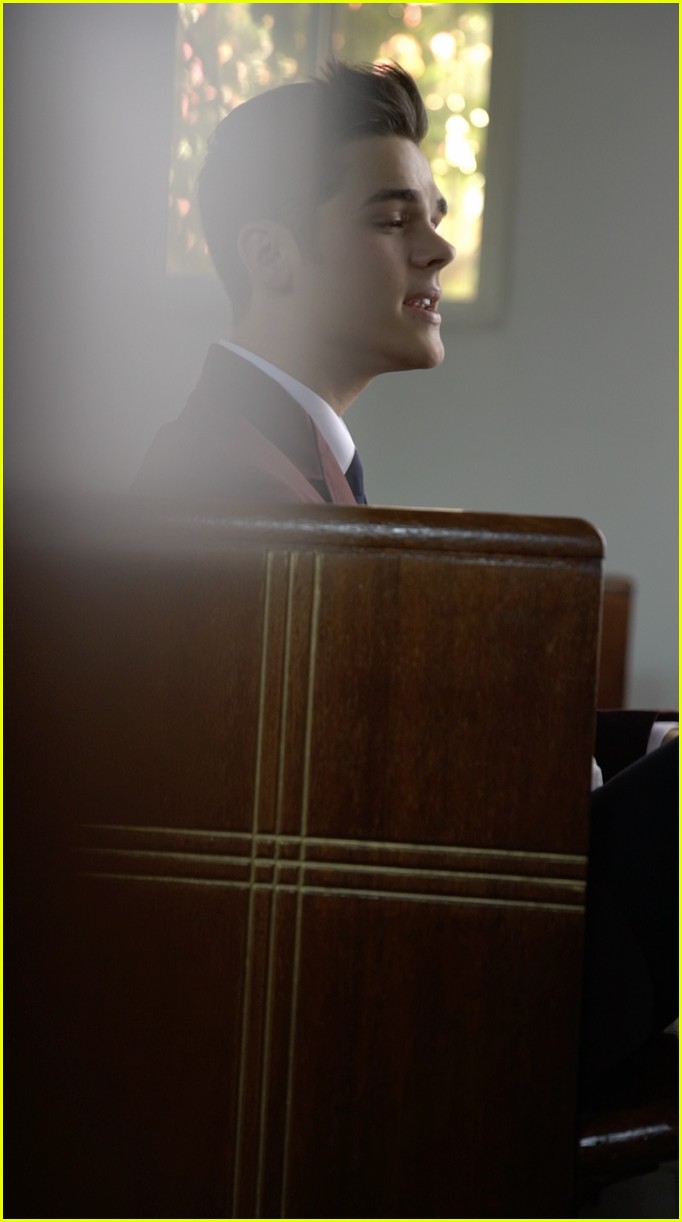 AJ Mitchell Is Girl Crazy in 'Girls' Music Video - Watch! | Photo ...