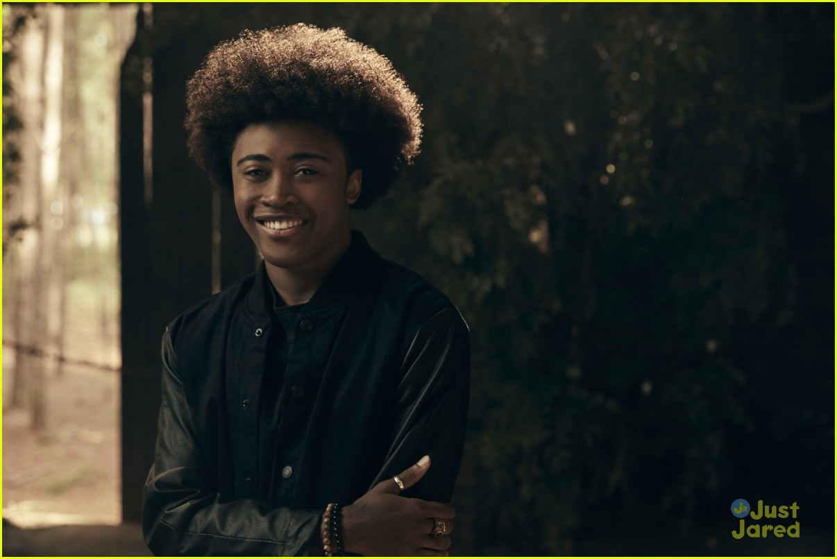 'Legacies' Reveals New Promo Pics With Danielle Rose Russell, Jenny ...