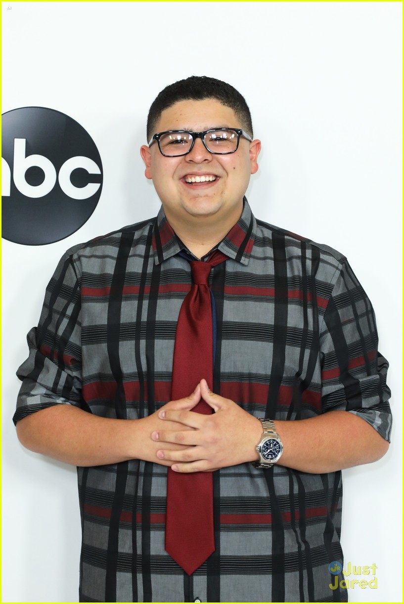 Rico Rodriguez Reps 'Modern Family' at ABC's TCA Party as The Show ...