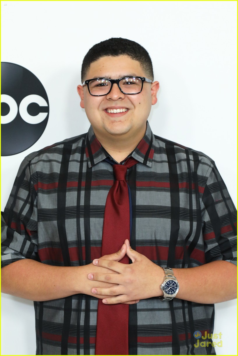 Rico Rodriguez Reps 'Modern Family' at ABC's TCA Party as The Show ...