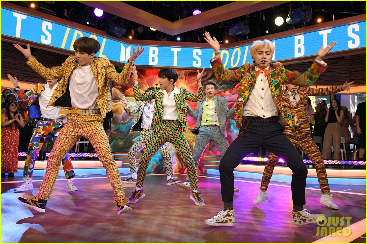 BTS Give Incredible Performance on 'Good Morning America' - Watch Now ...
