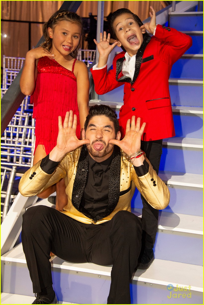 'Dancing With The Stars Juniors' Reveals Premiere Episode Song & Dance ...