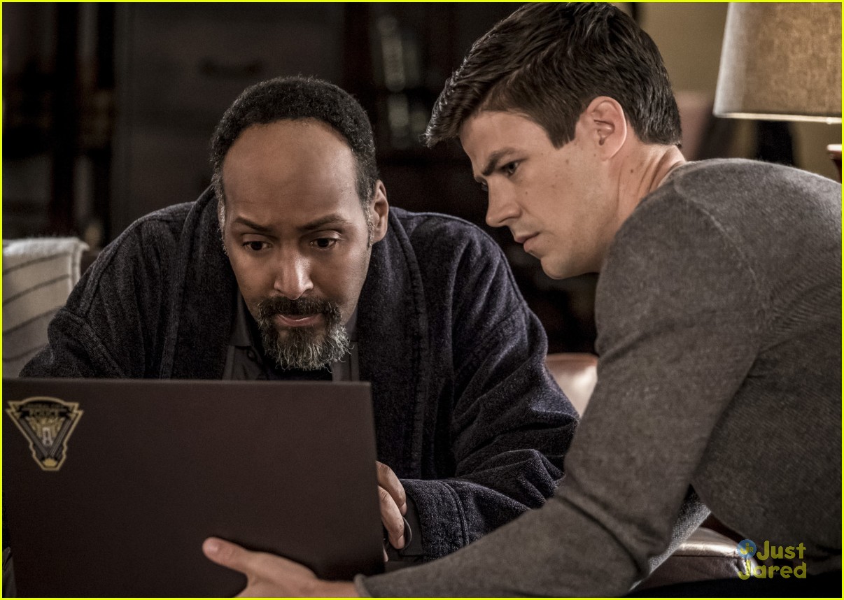 'The Flash' Reveals Nora West-Allen in Her XS Suit in First Pics From ...