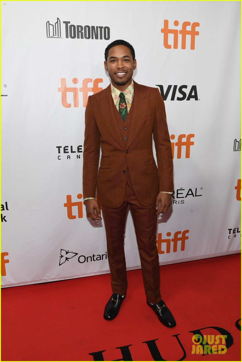 Kristen Stewart Shimmers at 'Jeremiah Terminator LeRoy' TIFF Premiere ...