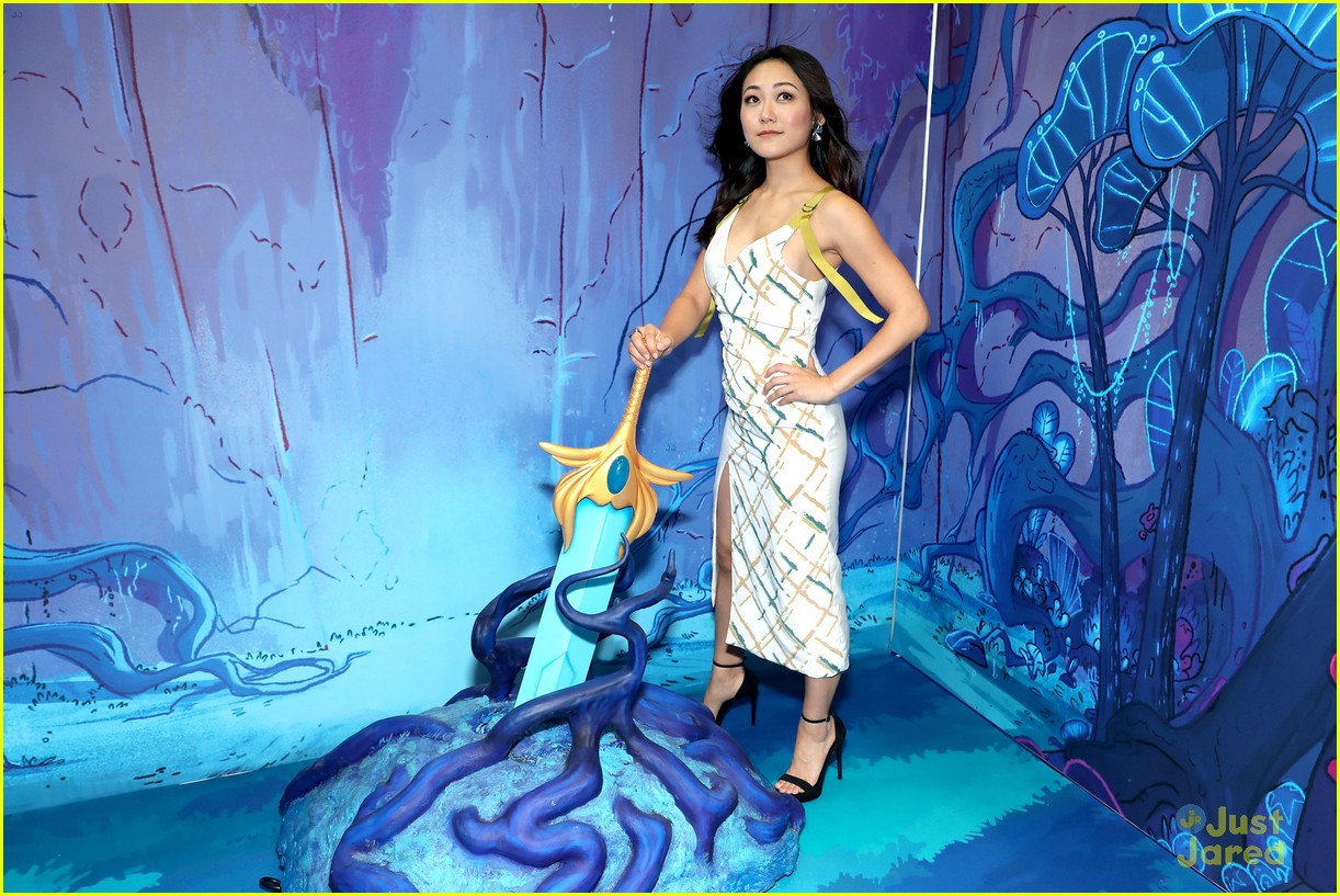 Aimee Carrero, Karen Fukuhara & Marcus Scribner Premiere First 'She-Ra ...