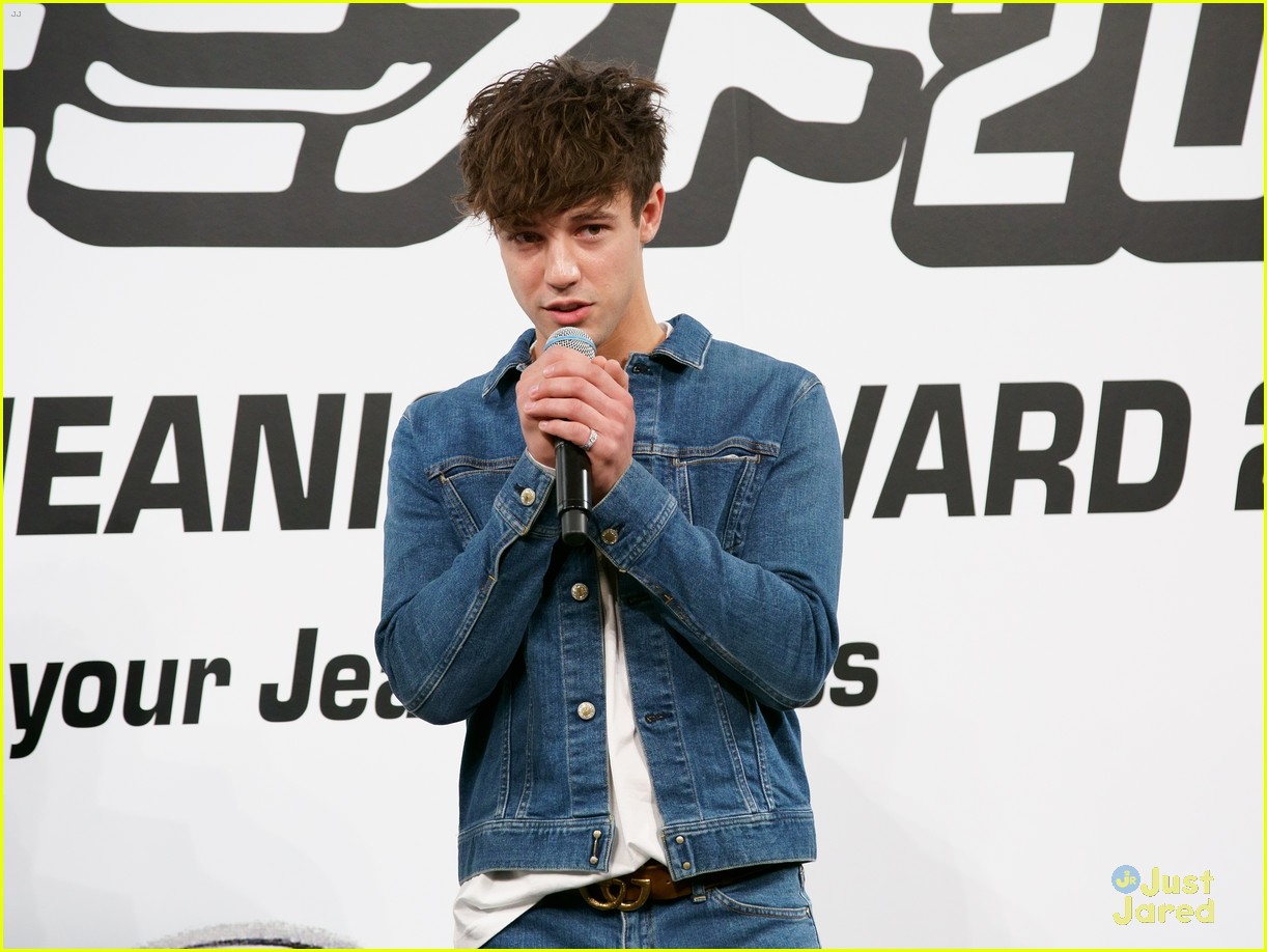 Cameron Dallas Teases His Debut Single 'WHIMY' | Photo 1192890 - Photo ...