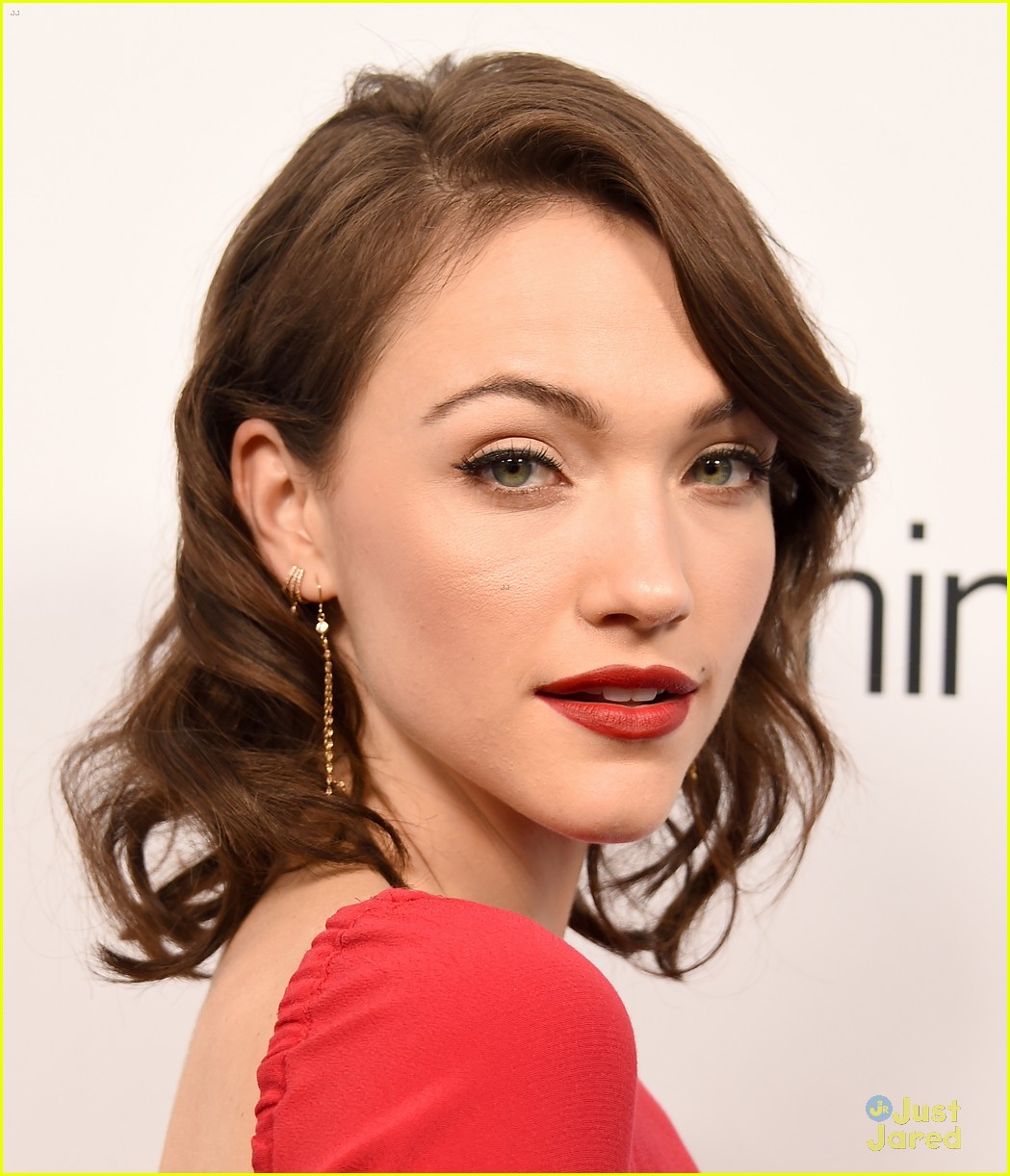 Evanna Lynch Dishes on 'Crimes of Grindelwald' Movie at Animals ...