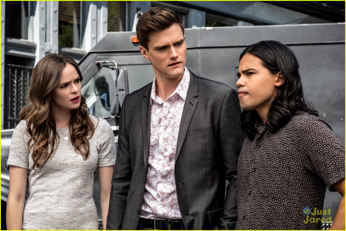 Nora Sets Off A New Timeline in 'The Flash' Season Premiere | Photo ...