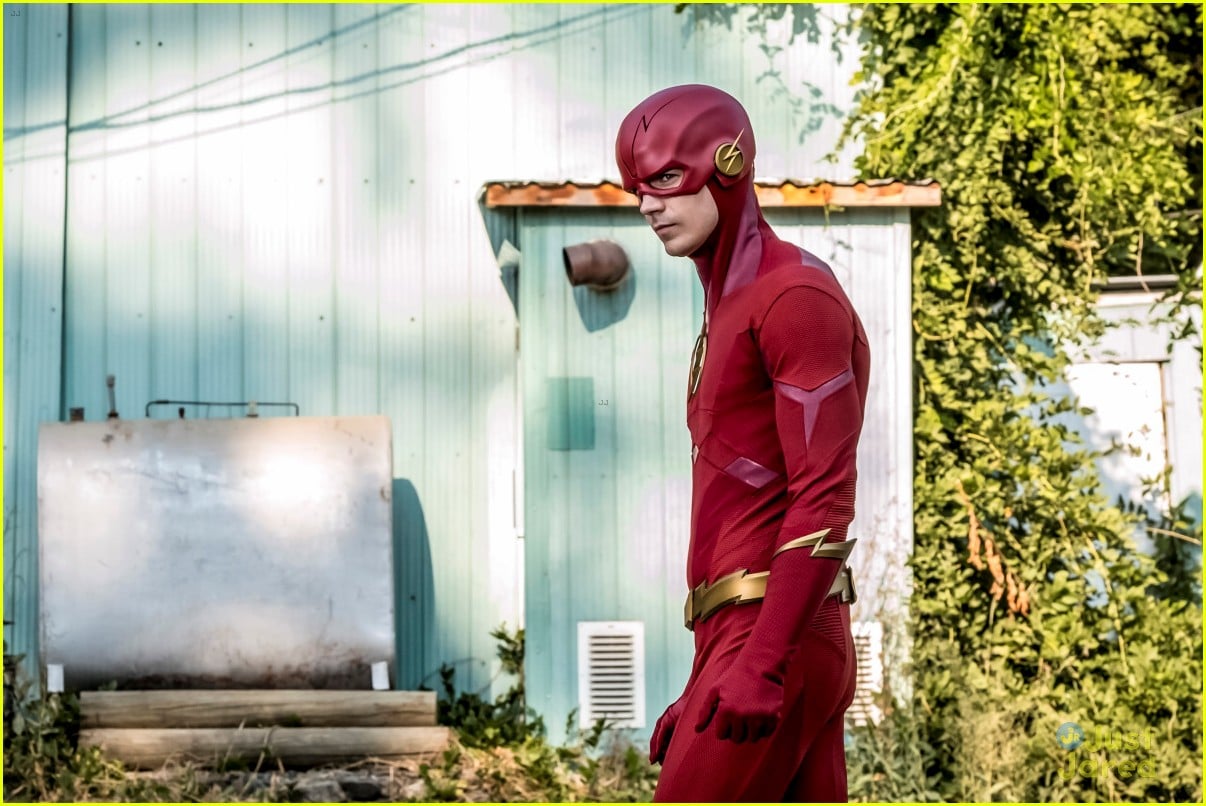 Vibe Might Be In Big Trouble On Tonight's 'The Flash' | Photo 1194558 ...
