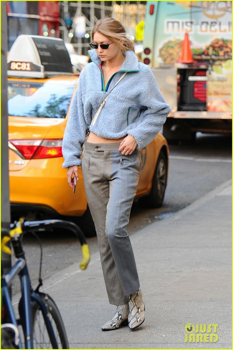 Gigi Hadid Stays Warm In A Fuzzy Blue Sweater While Out In Nyc Photo 1194941 Photo Gallery