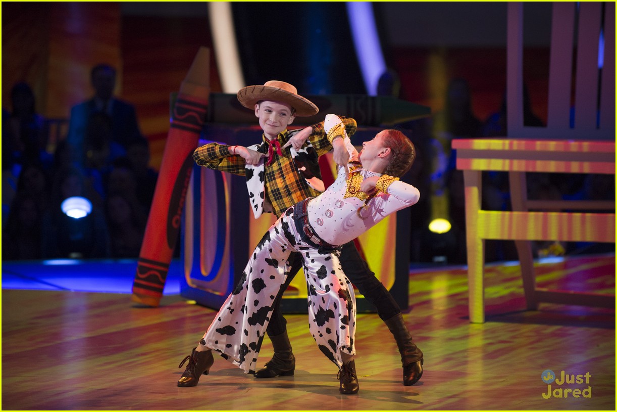 DWTS Juniors: Jason Maybaum & Elliana Walmsley Are Toys Come To Life ...