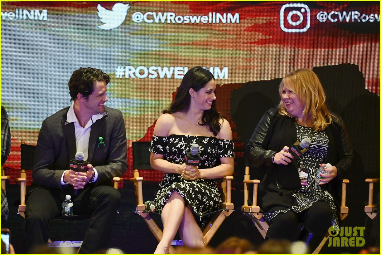 Jeanine Mason & Nathan Parsons Bring 'Roswell, New Mexico' To New York ...