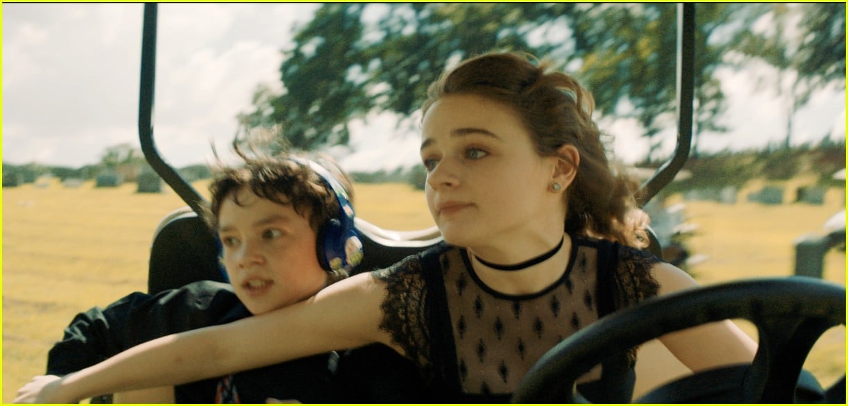 Joey King Meets Jack Kilmer in This Exclusive 'Summer '03' Clip ...