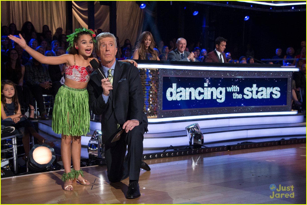 Jordan Fisher Celebrates All Things Disney on 'DWTS' With DWTS Juniors ...