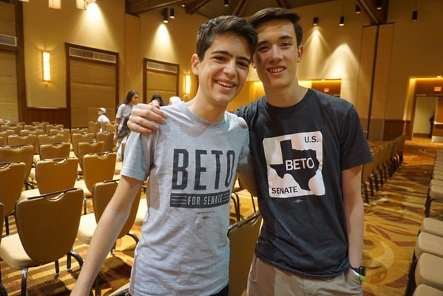 Joshua Rush Volunteers For Congressman Beto O'Rourke Ahead of Voting ...