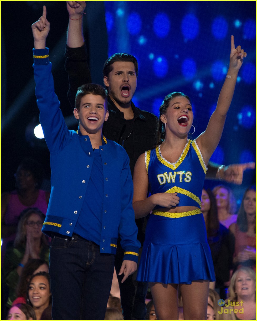 DWTS Juniors: Kenzie Ziegler & Sage Rosen Show School Spirit With A ...