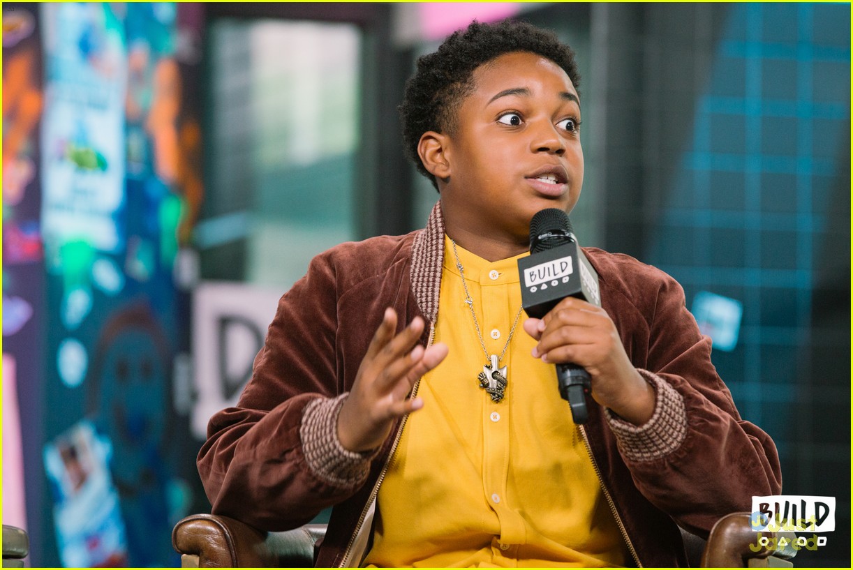 Raven-Symone, Navia Robinson & Issac Ryan Brown Chat All About 'Raven's ...