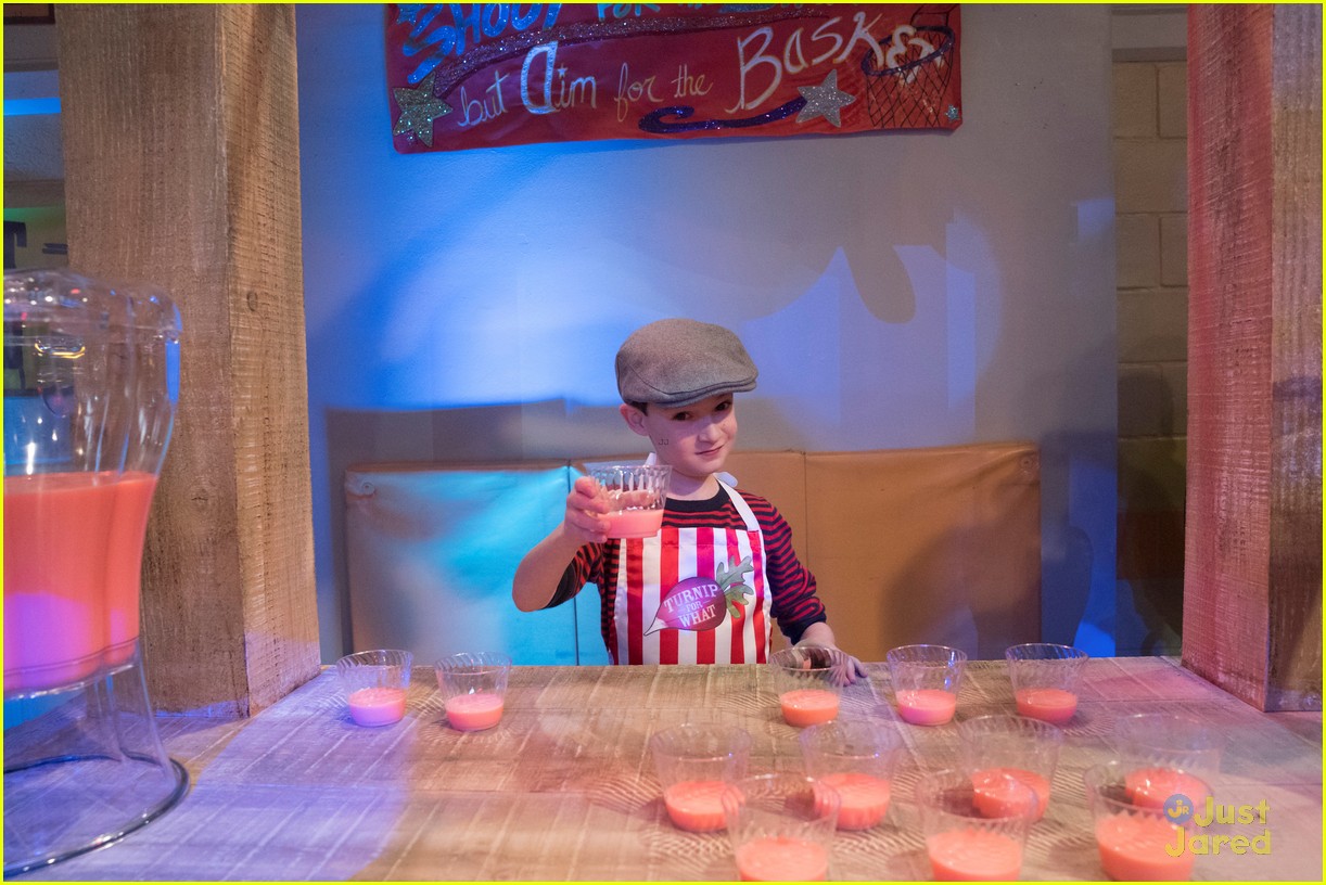 'Raven's Home' Stars Dish About Filming A Musical Episode Ahead of ...