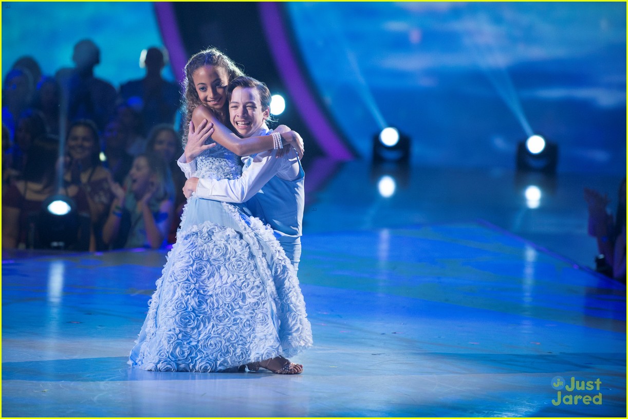 DWTS Juniors: Model Sophia Pippen & Jake Monreal's Foxtrot Was So ...