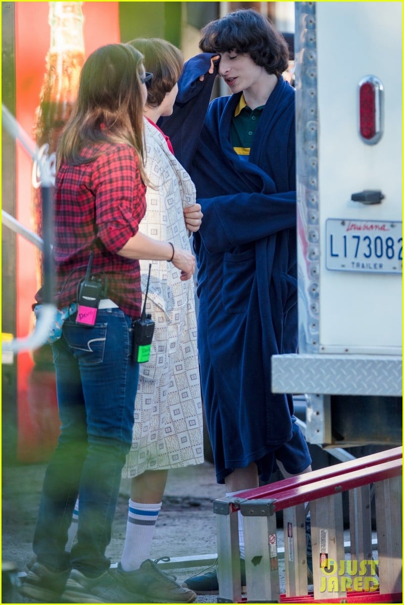 The 'Stranger Things' Cast Films Season Three in a Familiar Location ...